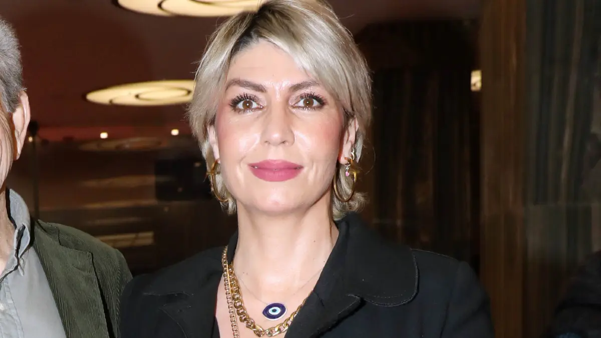 Μαρία Μάρκου: Όλη η αλήθεια πίσω από το ψευδώνυμο «Η γυναίκα με τα ...